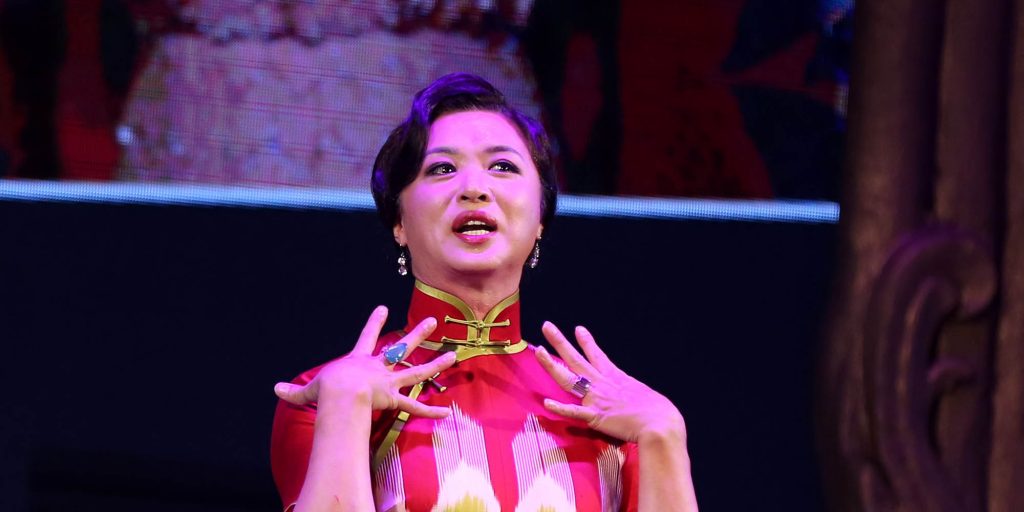 Oprah of China is multi-titled transgender woman - TransgenderFeed